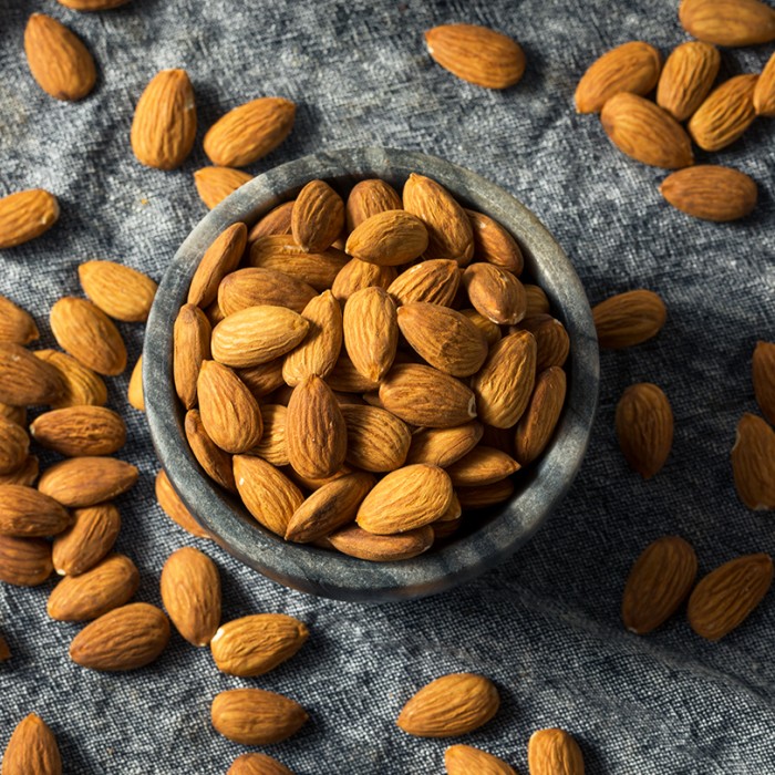 ΞΗΡΟΙ ΚΑΡΠΟΙ ΚΑΙ ΣΠΟΡΟΙ